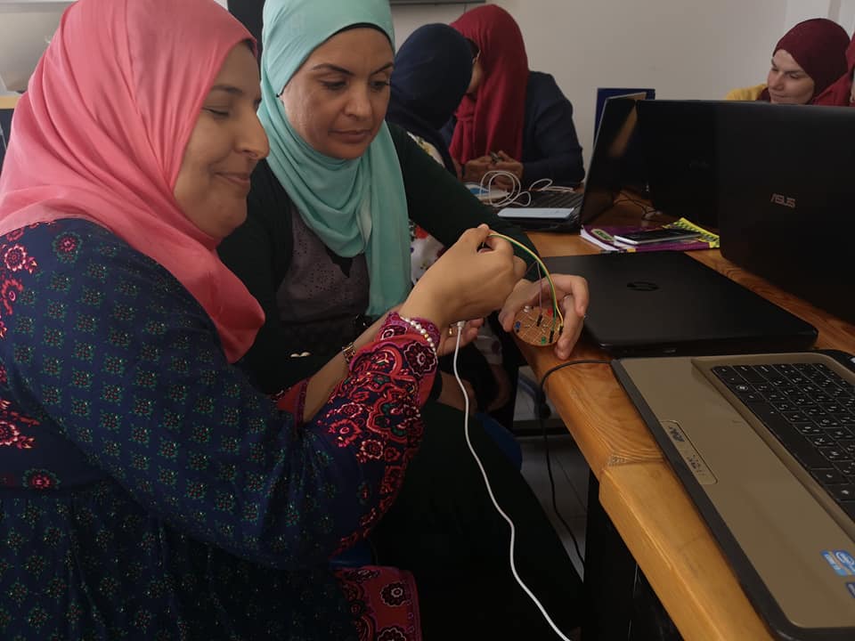 IOT training tour for CS teachers in Tunisia – You have a life